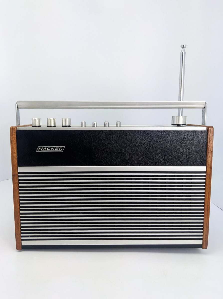 Superb early 1970s British Hacker Sovereign III radio with excellent ...