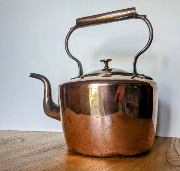 Antique copper kettle, large William Soutter & Sons of Birmingham ...
