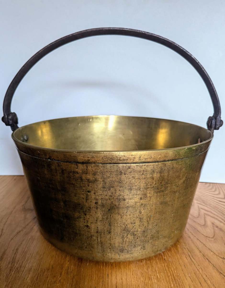 Large, very heavy 19th century antique brass cooking pot - Oaky Doke ...