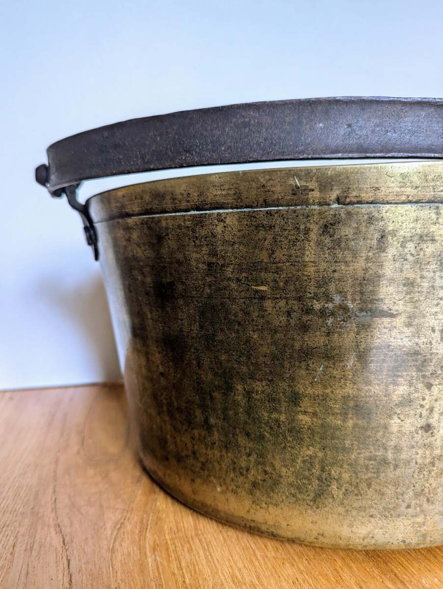 Large, very heavy 19th century antique brass cooking pot - Oaky Doke ...