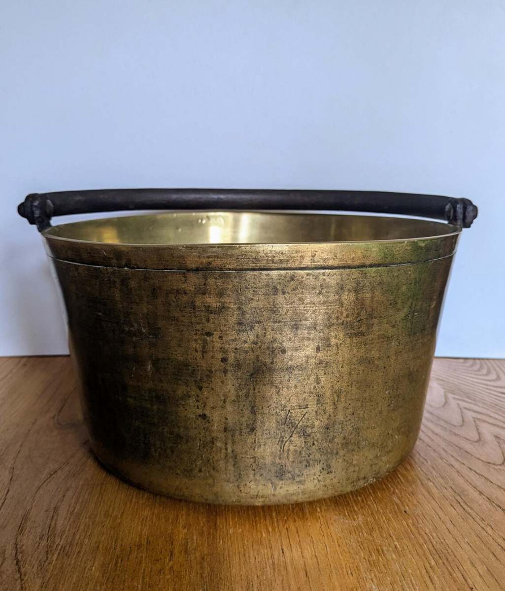 Large, very heavy 19th century antique brass cooking pot - Oaky Doke ...