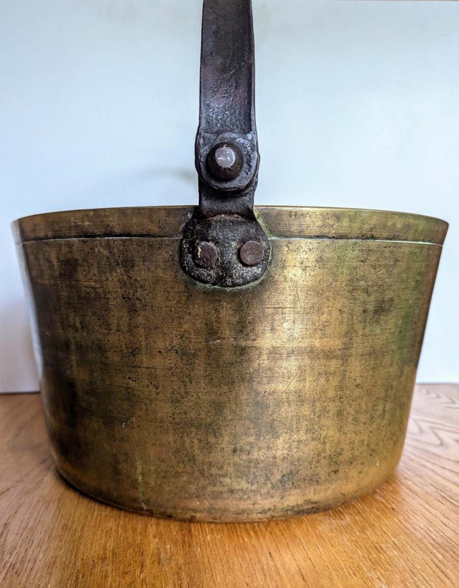 Large, very heavy 19th century antique brass cooking pot - Oaky Doke ...
