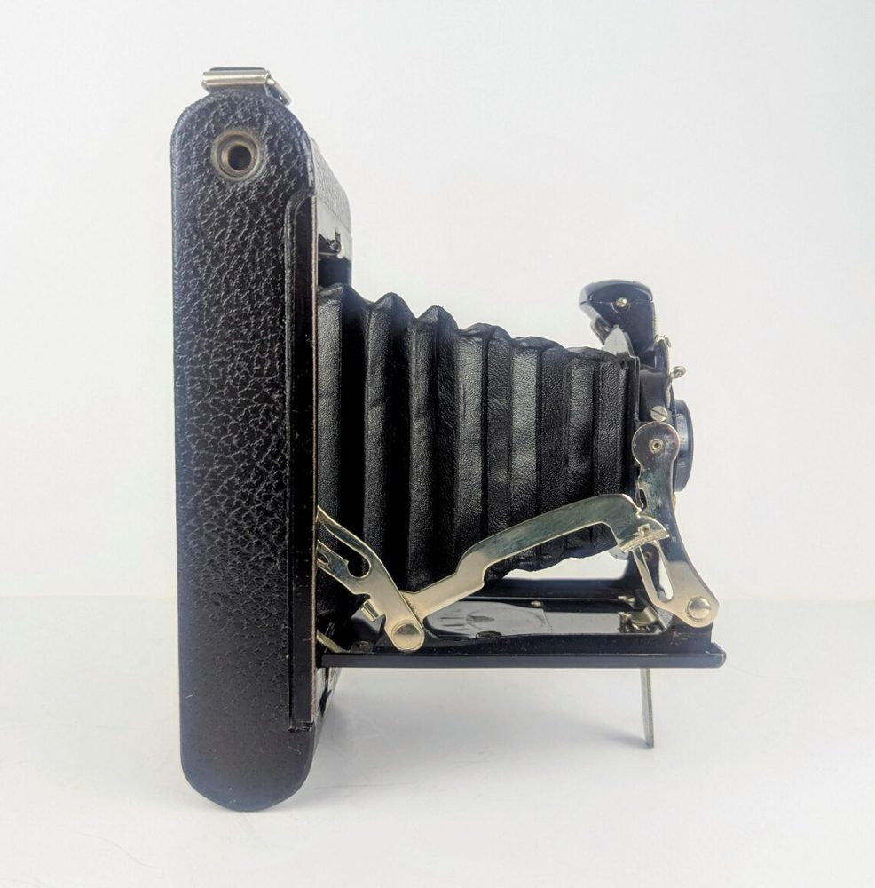 1930s Kodak No 1 Pocket Junior camera | Oaky Doke Vintage Home
