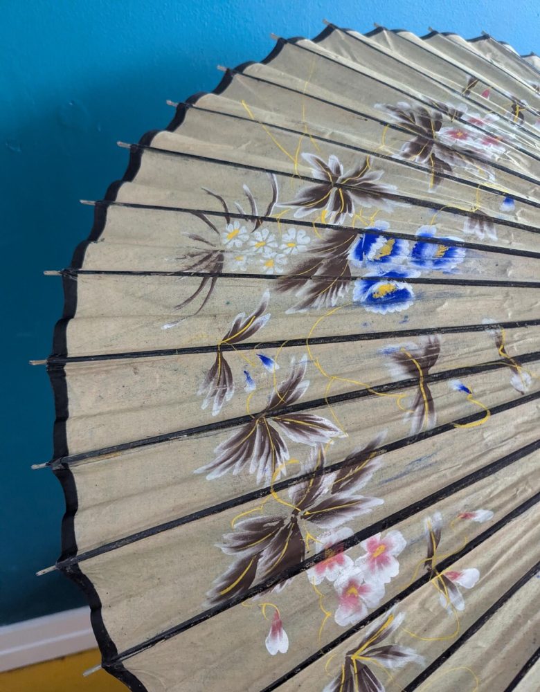 Vintage new old stock Hong Kong hand-painted parasol | Oaky Doke ...
