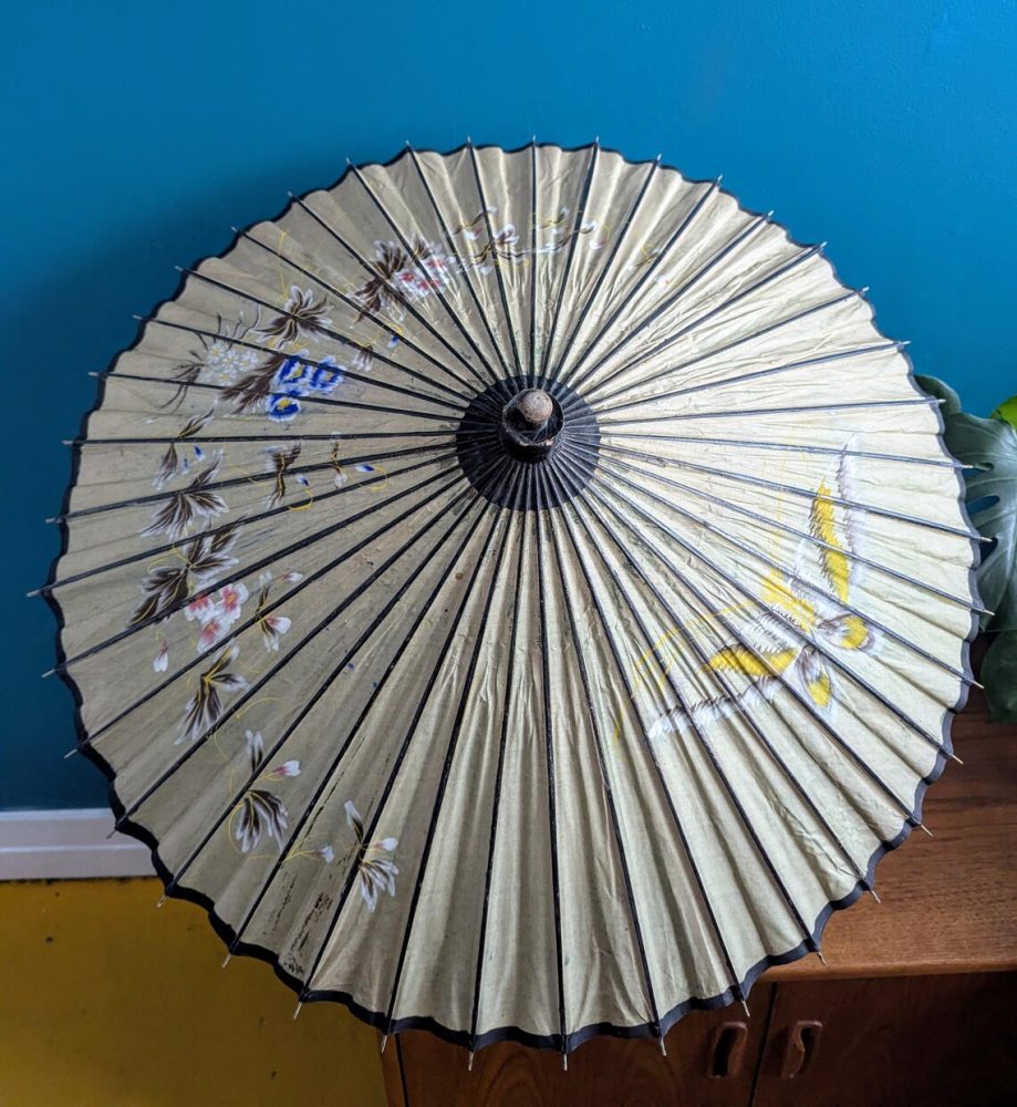 Vintage new old stock Hong Kong hand-painted parasol | Oaky Doke ...