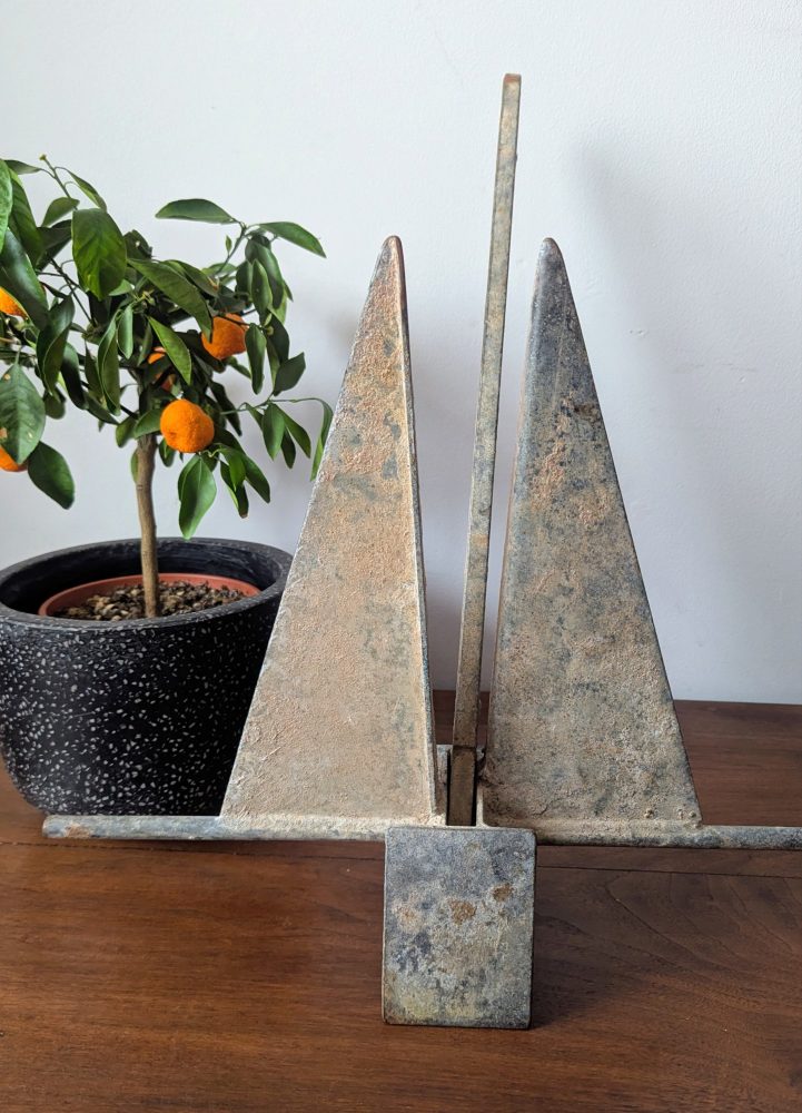 Vintage Danforth anchor as sculptural decor | Oaky Doke Vintage Home