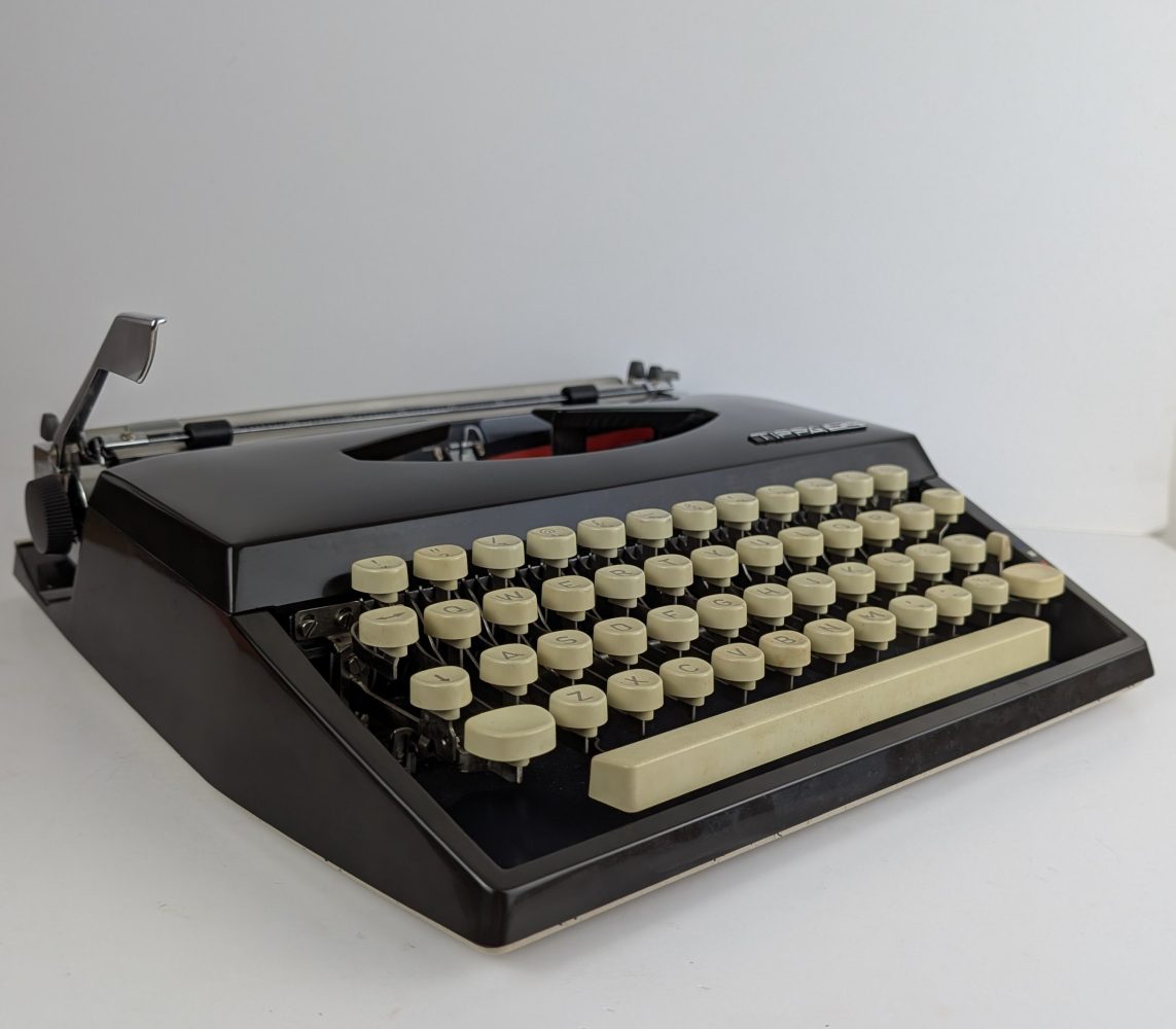 Adler Tippa S beautiful typewriter made in 1967 in excellent working ...