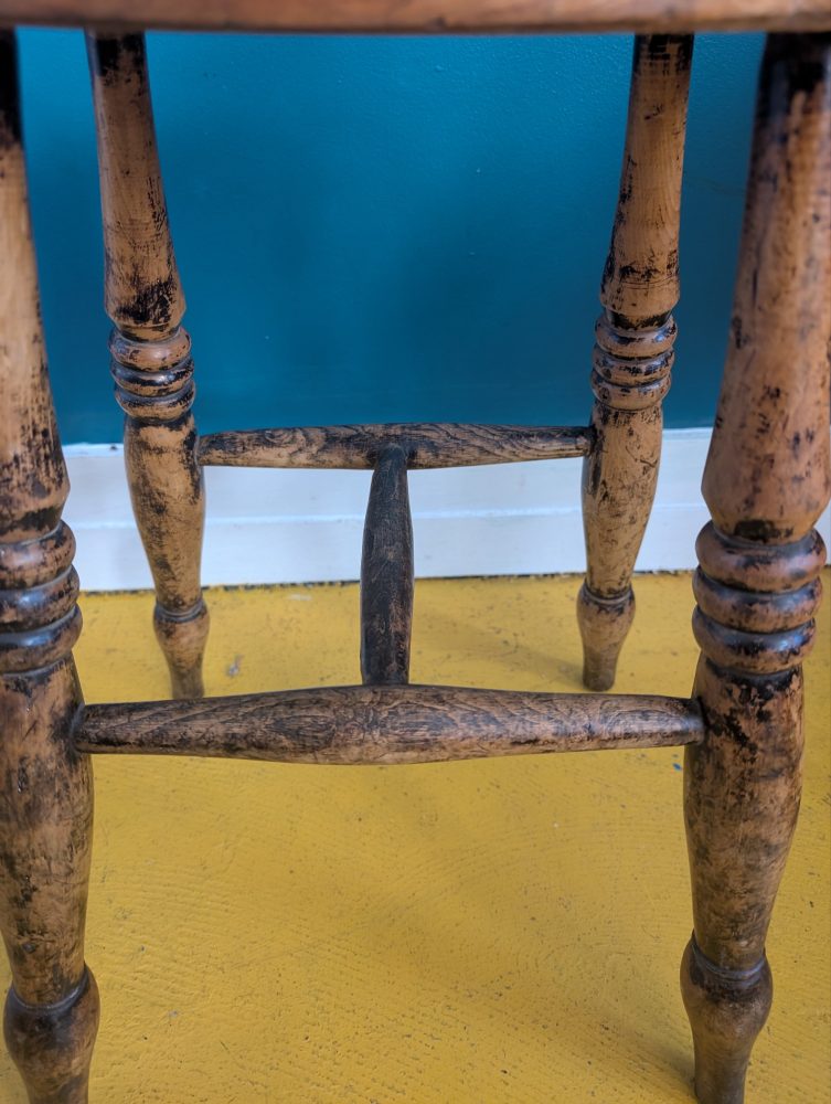 Early-midcentury Irish elm pub stool – Oaky Doke Vintage Home