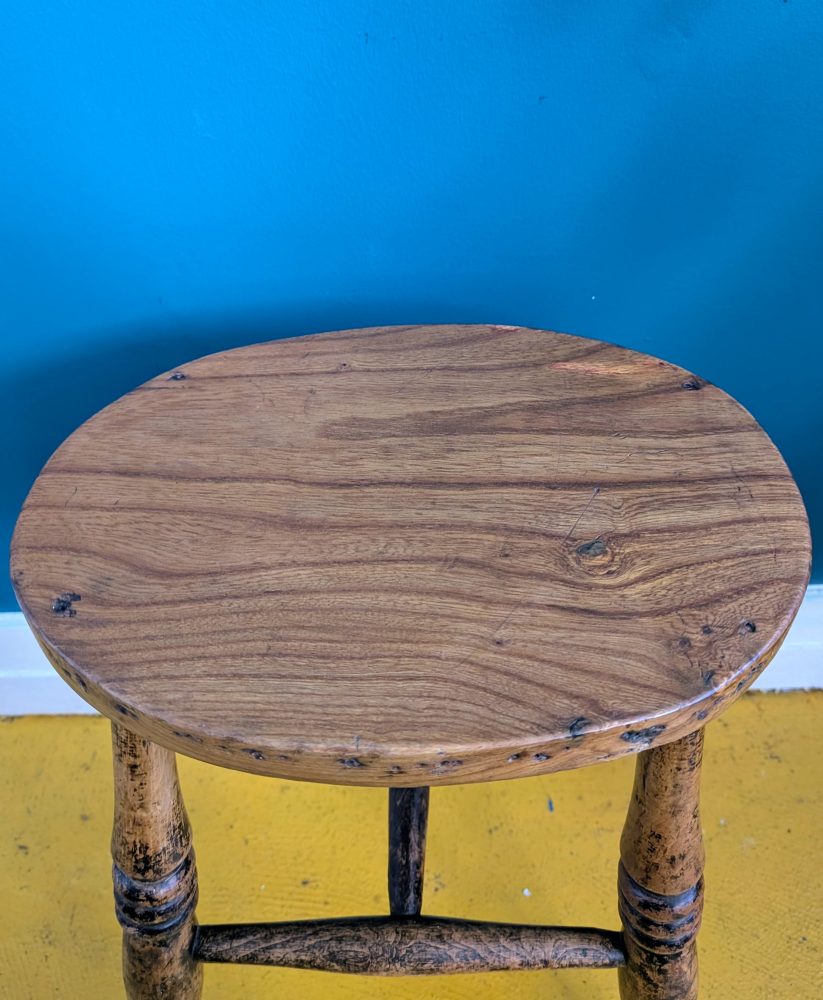 Early-midcentury Irish elm pub stool – Oaky Doke Vintage Home