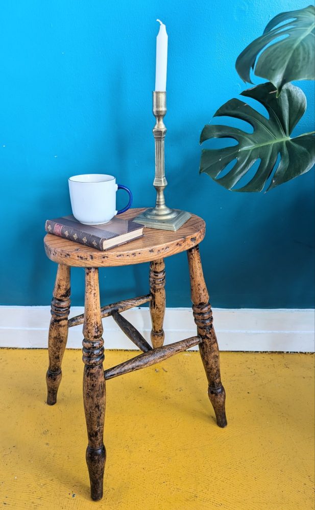 Early-midcentury Irish elm pub stool – Oaky Doke Vintage Home
