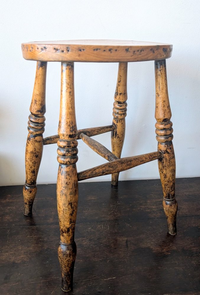 Early-midcentury Irish elm pub stool – Oaky Doke Vintage Home