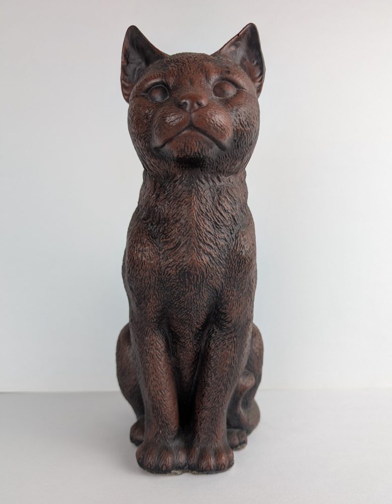 Vintage Cat as sculpture or door stop | Oaky Doke Vintage Home