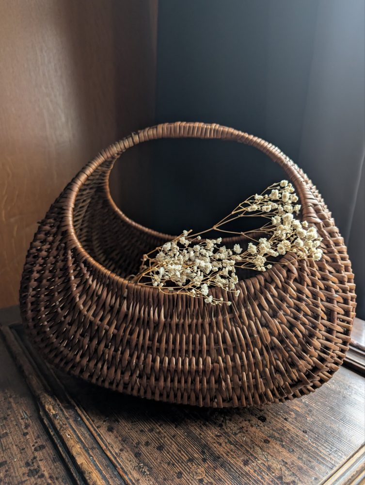 Wickerwork carry basket | Oaky Doke Vintage Home