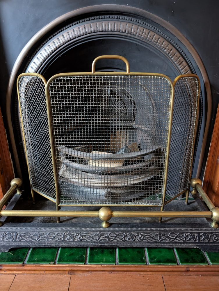 Brass Edwardian fireguard | Oaky Doke Vintage Home